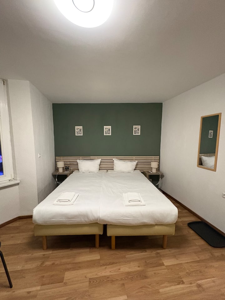 Zentrales Apartment In Itzehoe| Eigene Küche & Bad - Itzehoe