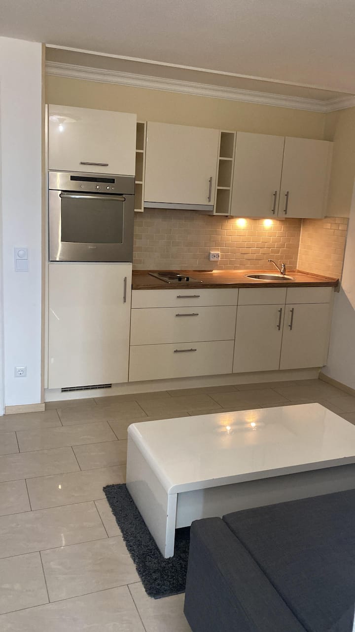 Modernes Apartment Mit Aufzug & Stellplatz - Heilbronn