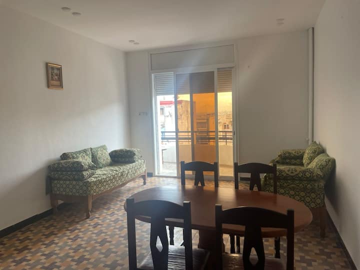 Appartement D’alger Centre à 3 Min De Place Audin - Algiers