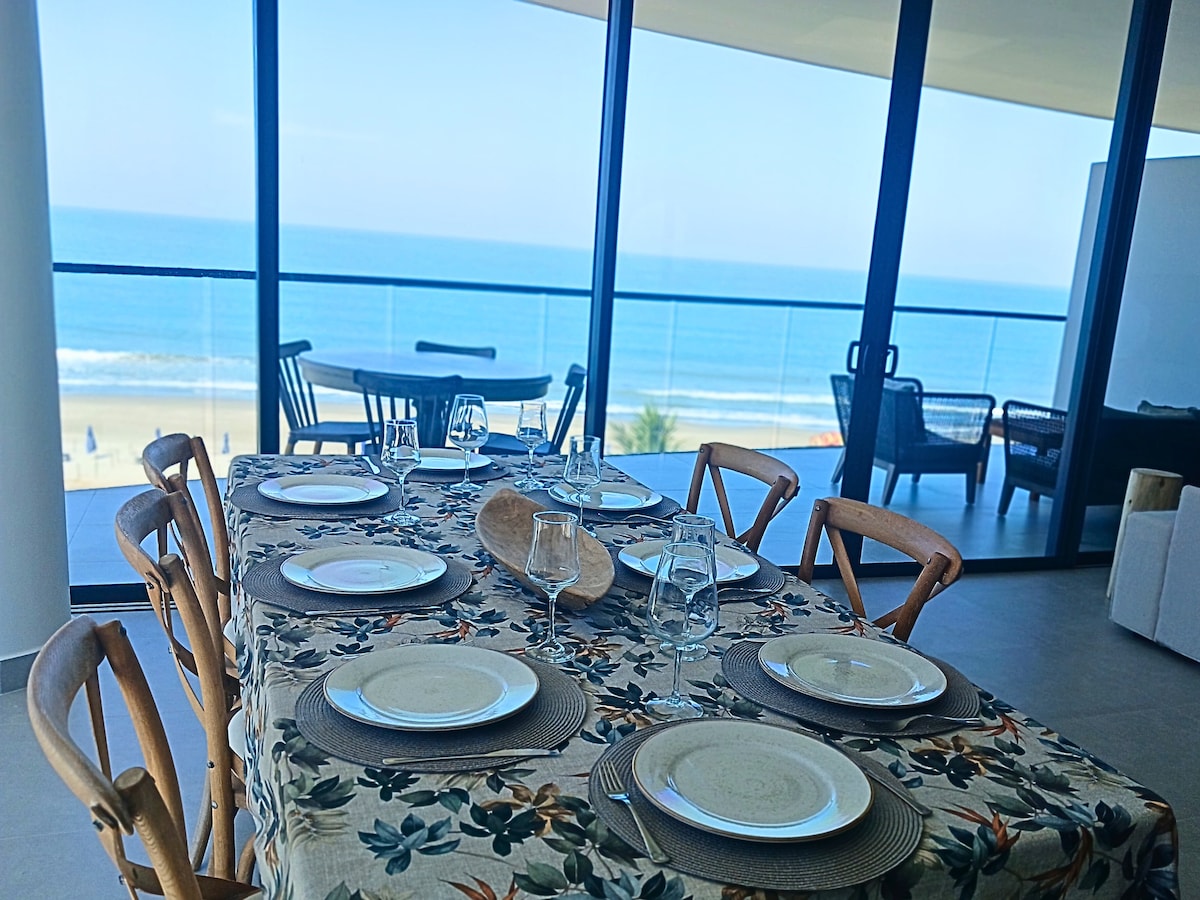 Brand new Morros Kai 4H/4B, Direct Exit to the Sea - Apartments for ...