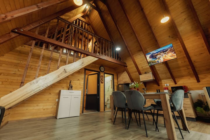 Cabana A-frame Emali/liniste & Natura/ Lacul Bicaz - Pipirig