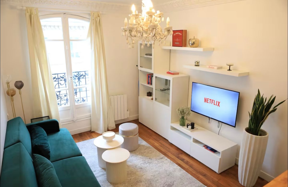 1-BR Flat 5 min to Champs Élysées & Eiffel Tower - Flats for Rent in ...
