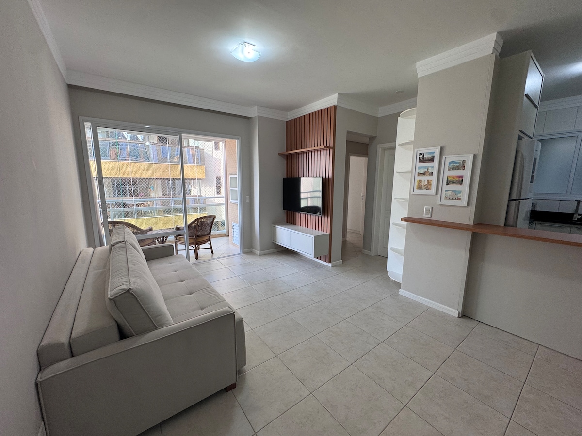 Large Apartment Jurere International - Flats for Rent in Florianópolis ...