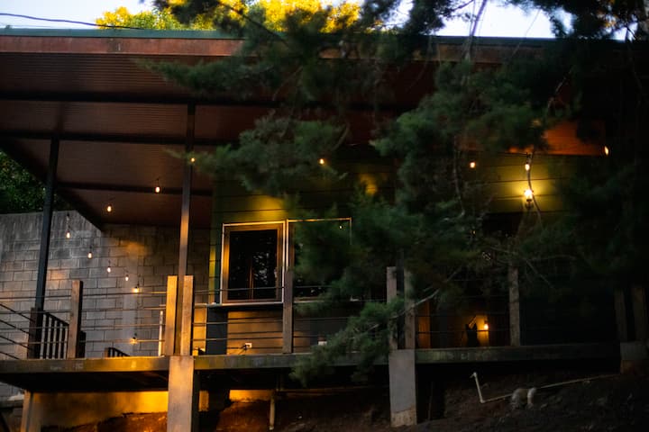 Cabaña Verde Del Irazú. Bosque, Frío Y Amaneceres - Cartago