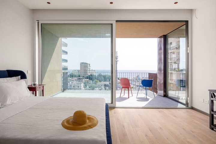 Top-floor Sea View With Pool Access - Catania