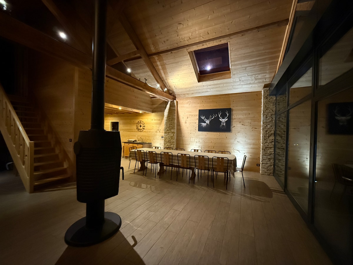 The Loft du Lac, with its lake view, 2 steps from the lake ...