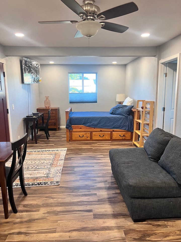 Strawberry Fields Studio - Ventura, CA