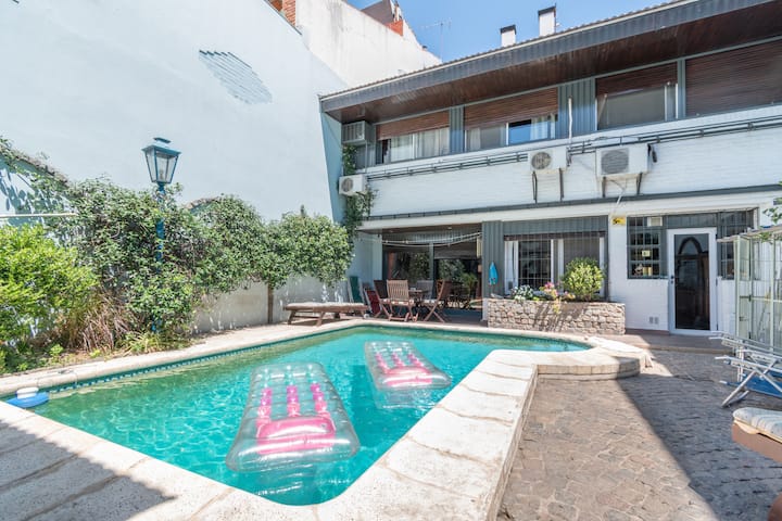 Casa Ideal Grupos | Piscina + Parrilla Y Garage - Buenos Aires