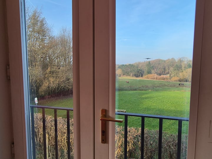 2‑bedroom Stay With Private Entrance In Wilmslow - Knutsford