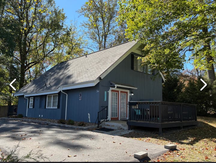 Newton's Nest - Boone Lake, TN