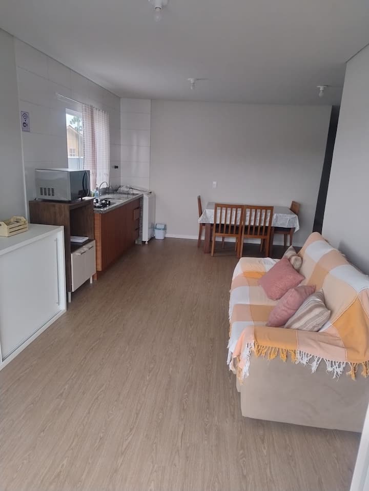 Apto 3 Quartos • 5 Min Das Praias • Garagem P/ 2 - Florianópolis