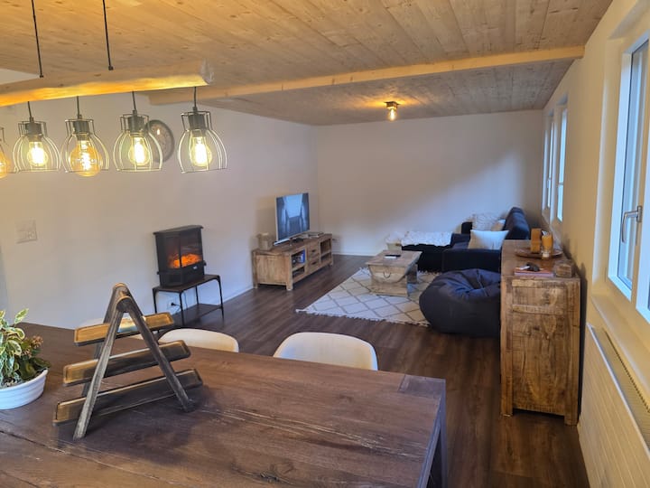 Gemütliches Birkehüsi: Dein Rückzugsort Adelboden - Adelboden