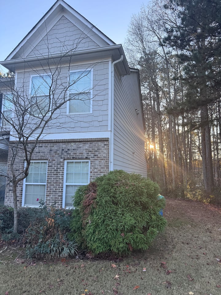 Luxury For Less By *Airport/dtwn*
Peaceful - Union City, GA