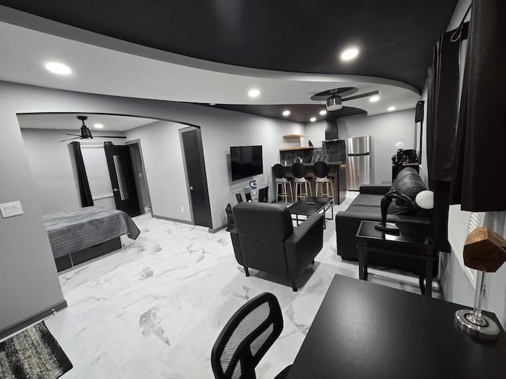 Studio Apartment In South Sioux City - Sioux City, IA