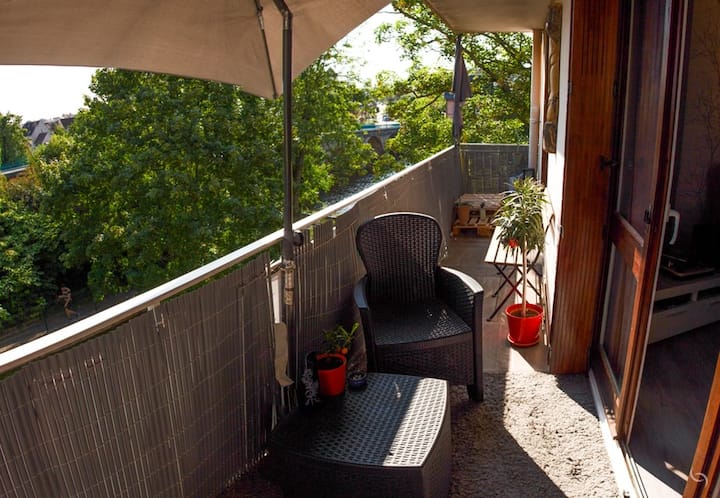 Au Pied Des Quais Avec Balcon. - Auxerre