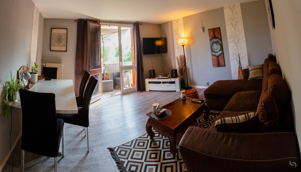 At the foot of the docks with balcony. - Apartments for Rent in Auxerre ...