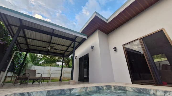 Casa Con Piscina - Ojochal