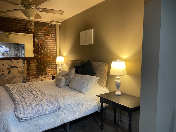 City Lofts 102 At Depalmas - Tuscaloosa, AL