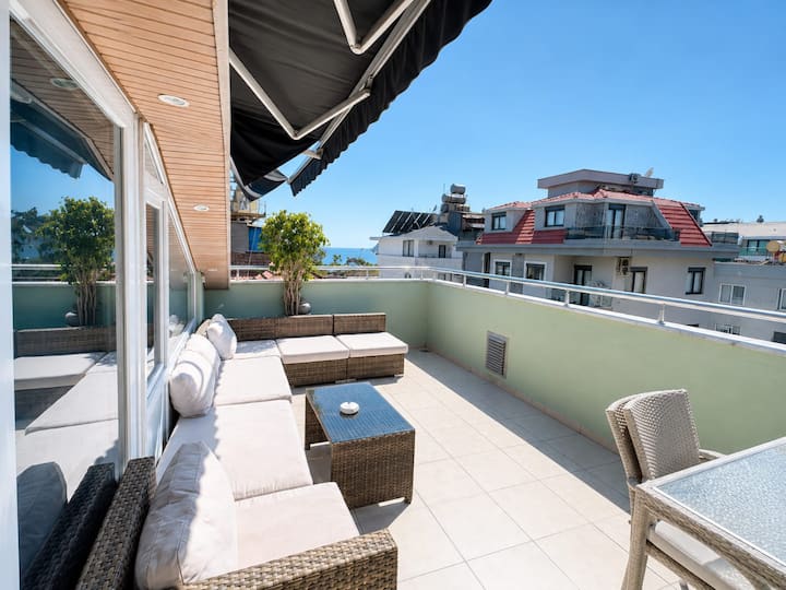 2br Penthouse | 50 M To Sea | Sea-view Terrace - Alanya