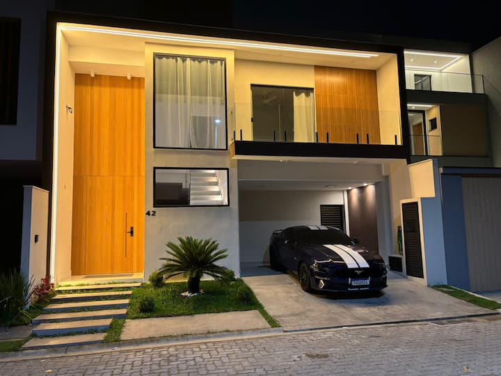 Casa Luxo Com Piscina Próximo A Praia Do Recreio - Recreio dos Bandeirantes