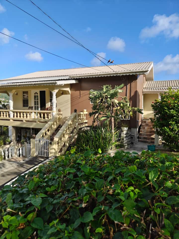 Jolly's Apartment - Grenade