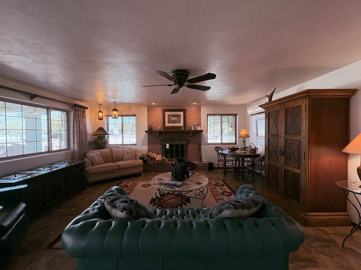 Timeless Home With Modern Comforts - Catalina, AZ