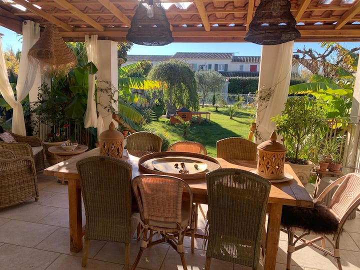 Maison De Charme Au Coeur Des Alpilles, Piscine - Mouriès