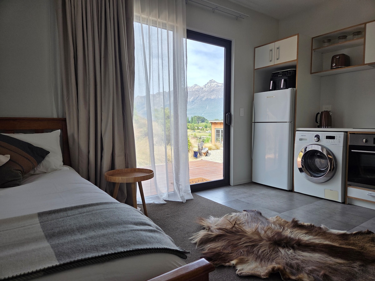 Alpine Studio Escape | Mountain Views & Walks - Guest suites for Rent ...
