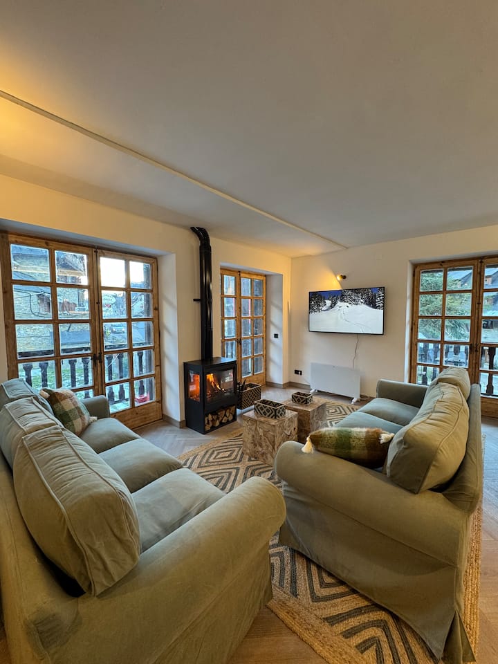 Vivienda De Lujo A Estrenar En Arties - Baqueira