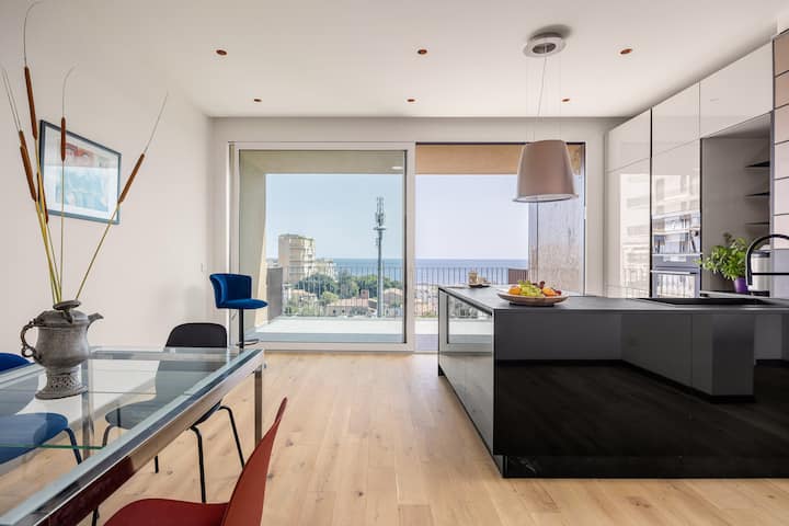 Top-floor Sea View With Pool Access - Catania