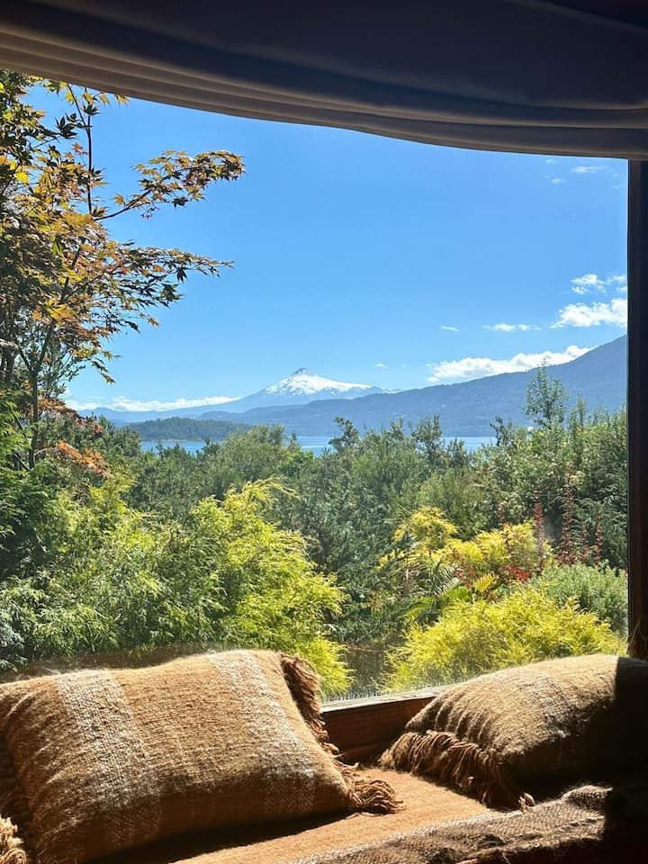 Gran Casa En Panguipulli Con Vista Al Volcán - Panguipulli