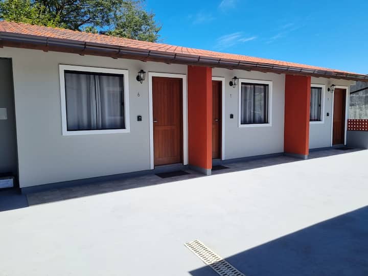 Studio Com Estacionamento Próximo à Sc-401 (Nº 8) - Florianópolis