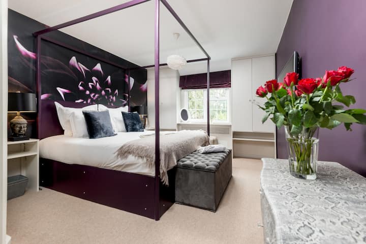 The Fox At Hurley, Get Away From London, Sleep 12 - Henley-on-Thames