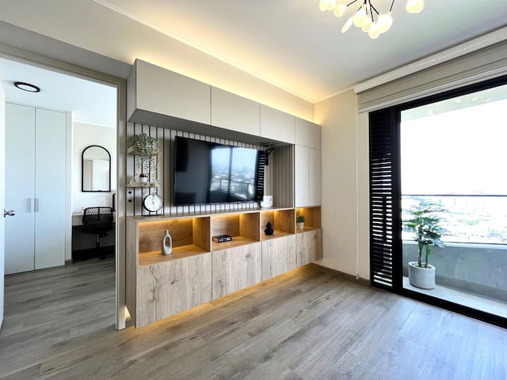 Moderno Departamento Independiente En Miraflores - Peru