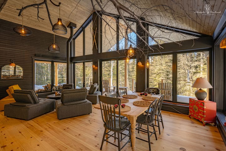 Taiga:chalet Bois  Spa & Sauna 3 Ch •3 Sdb •Big Tv - La Malbaie