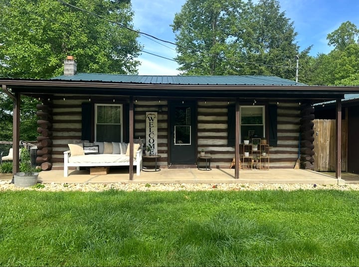 Cute, Pet Friendly Cabin On Wood Creek Lake! - Kentucky