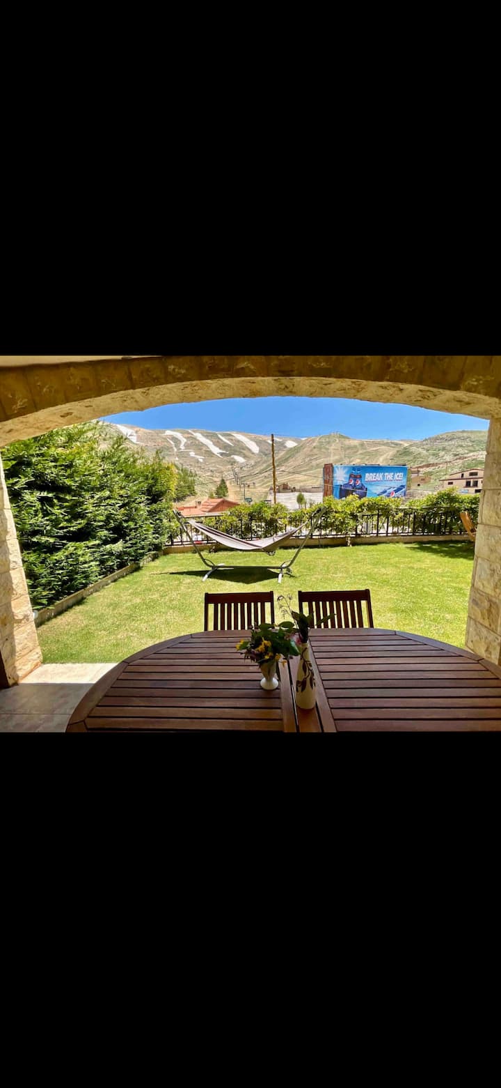 Mzaar Ski-in Duplex W/ Private Garden, Bbq & 3br - Lebanon