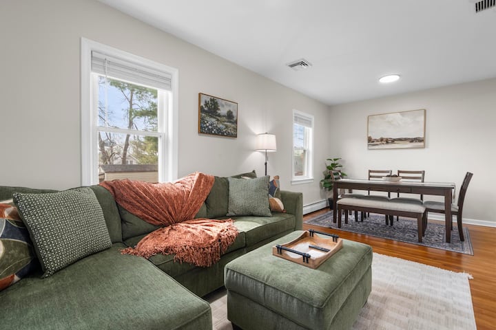 Newly Renovated Single Family Home - Hartford, CT