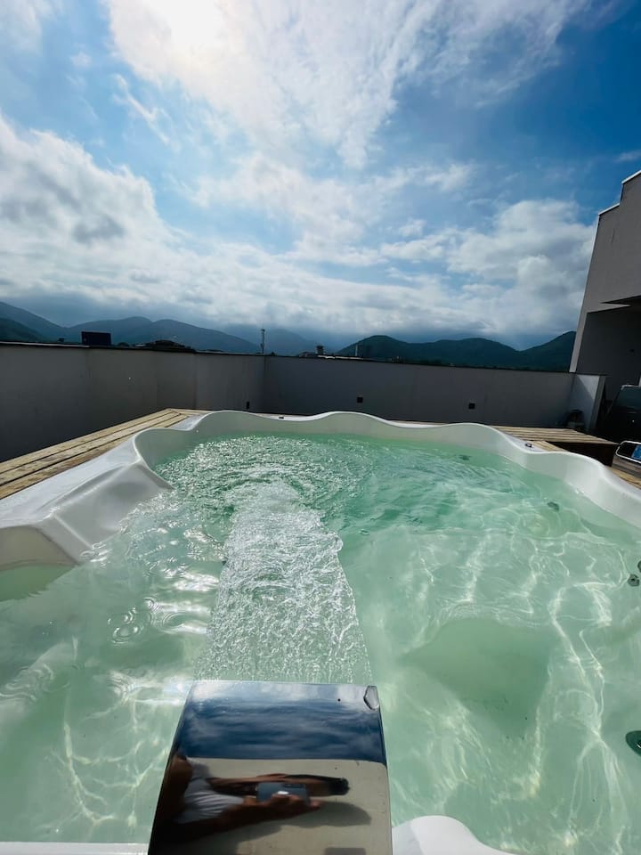 Cobertura Penthouse Climatizada Com Jacuzzi. - Ubatuba