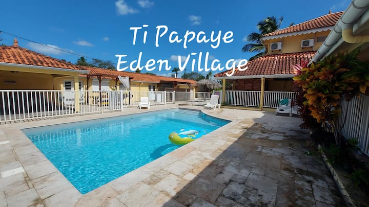 Location Saisonnière Dans Résidence Avec Piscine - Les Anses-d'Arlet