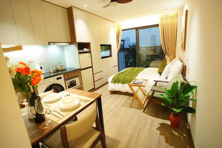 Luxury Studio Near West Lake | Green Balcony - China