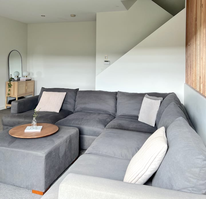 Spacious Stay Near Geelong•walk To Cafés•sleeps 6 - 吉朗