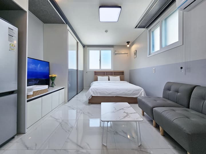 [이안]S603,성심당400m,스카이로드,은행동,대흥동,선화동,출장,실습,2박이상10%할인 - Daejeon