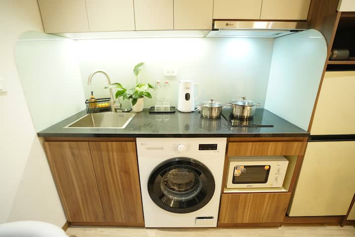 Fully Equipped Studio Near West Lake | Balcony - Hanoi