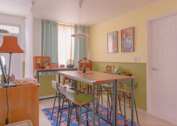 무료주차1대      서면+전포카페거리
계단없는독채
대형마트/스마트Tv2대 - Busan