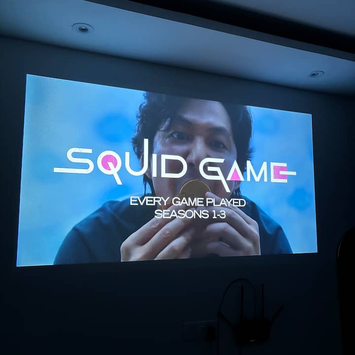 Heavenly Homes 5.0 | Stylish 1bhk With Projector - New Delhi