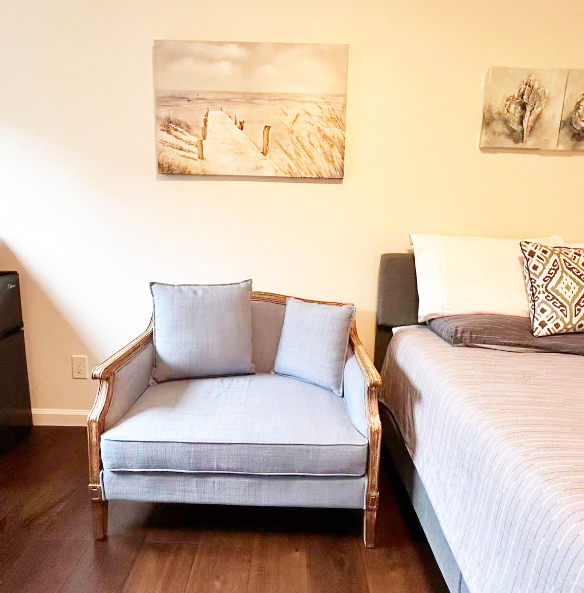 Nyumba ya Abby/Studio/Bafu/Kiyoyozi/Kipasha joto/Binafsi/Jiko - Nyumba ...