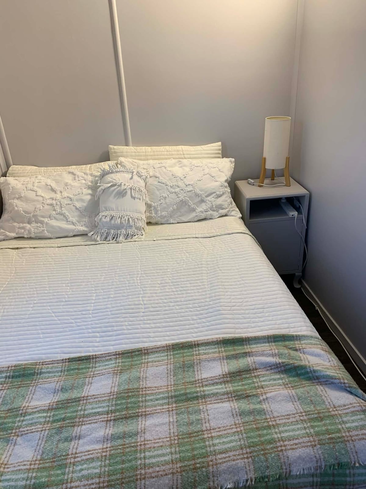 Chambre de jardin privée - Maisons à louer à Christchurch, Canterbury ...