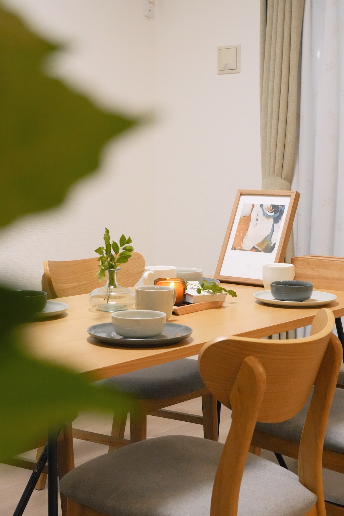 ISSHUKU - Three-story detached house｜ Quiet ｜ Accommodates 13 people ...