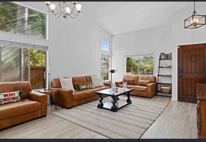 Single Family Vacation Rental - San Marcos, CA